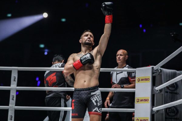 Andy Souwer promises to overwhelm Yodsaenklai | Asian MMA