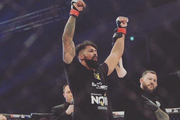 Chi Lewis-Parry wins UAE Warriors heavyweight title | Asian MMA