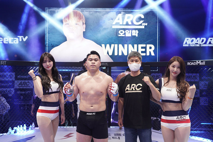 Il Hak Oh chokes out Jung Kyo Park at ARC 4 | Asian MMA