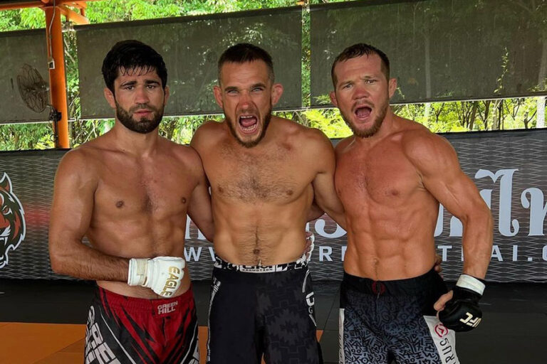 Petr Yan looking ripped ahead of UFC 273! | Asian MMA