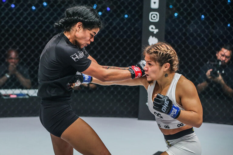 Noelle Grandjean finishes Lea Bivins with a body shot! | Asian MMA
