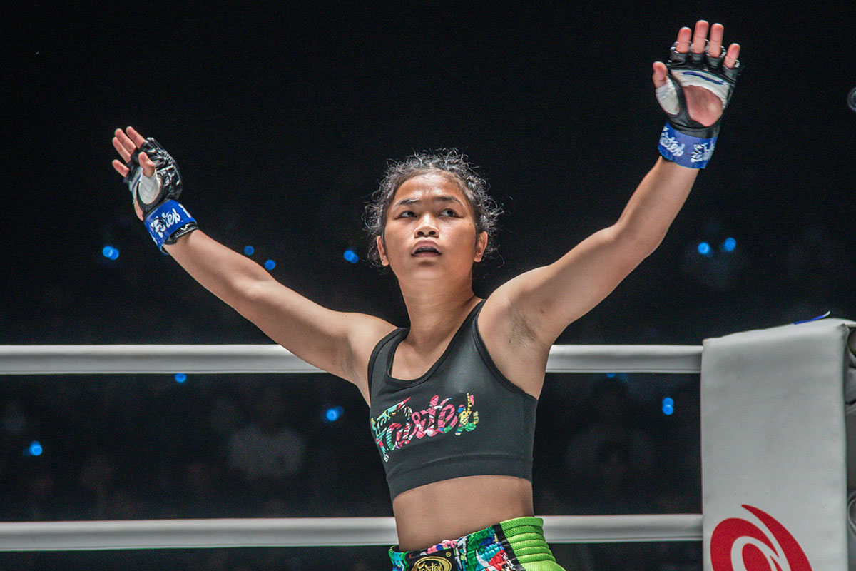 Junior Fairtex wins at Lumpinee Stadium | Asian MMA