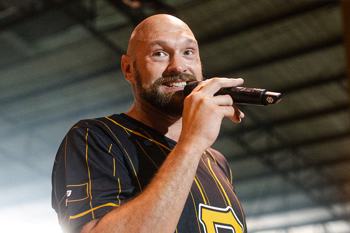 Tyson Fury parties with dwarfs in Phuket | Asian MMA