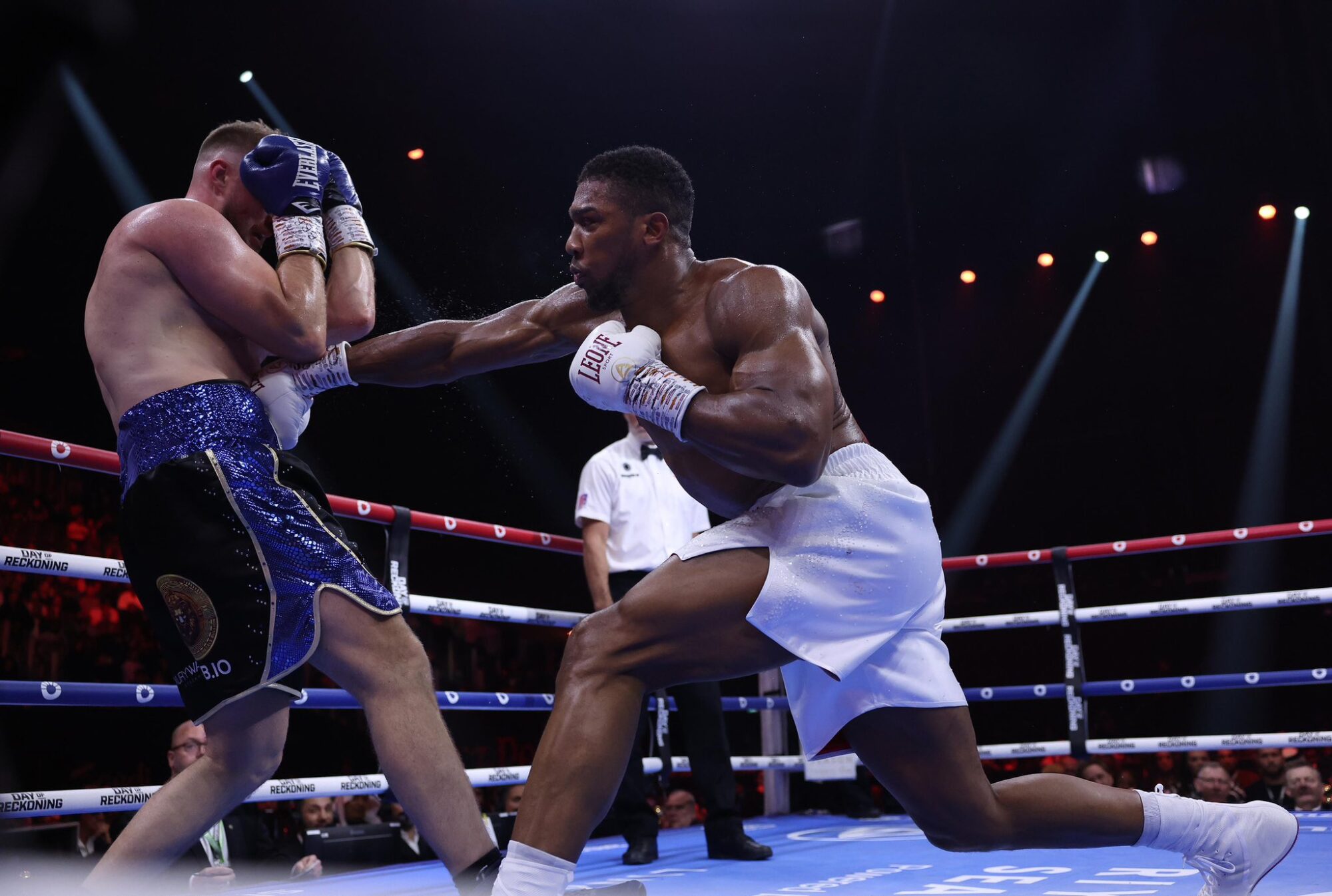 Anthony Joshua wins, Deontay Wilder loses in Saudi Arabia | Asian MMA