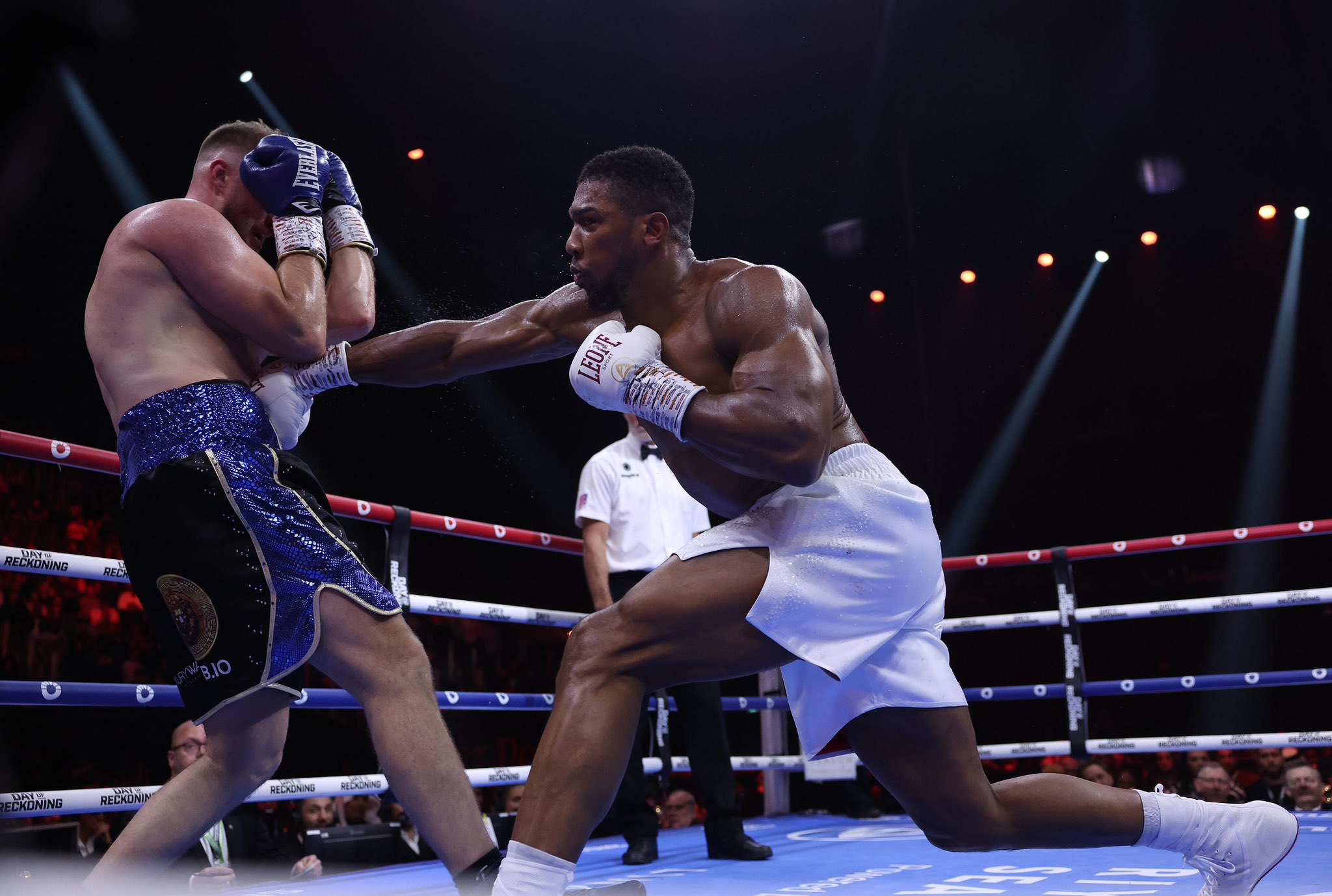 Anthony Joshua wins, Deontay Wilder loses in Saudi Arabia | Asian MMA