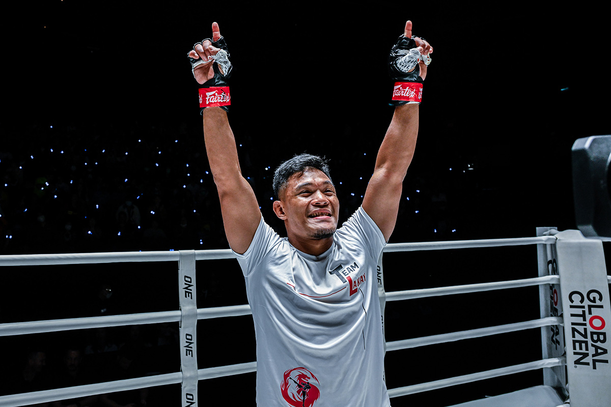 Carlo Bumina-ang scores one punch KO at ONE Friday Fights 44 | Asian MMA